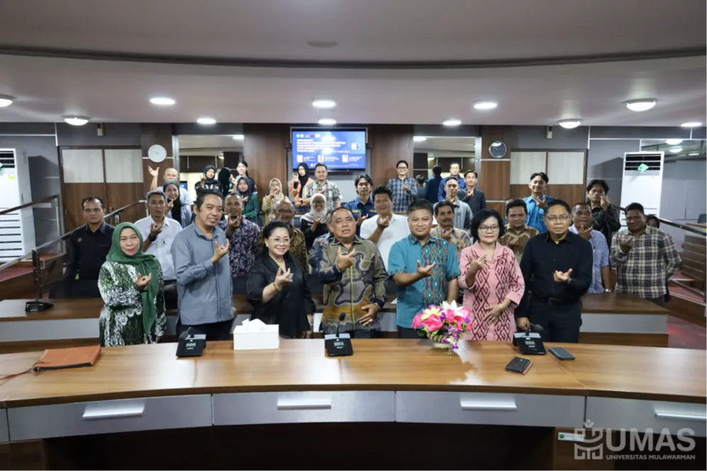 Workshop PPK Ormawa Unmul 2025: Penguatan Kapasitas Organisasi Mahasiswa untuk Masa Depan ...