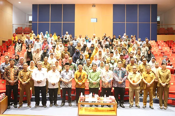 ULS Halal Center UNMUL Serahkan 2000 Sertifikat Halal Program Sehati ... ULS Halal Center UNMUL Serahkan 2000 Sertifikat Halal Program Sehati ...