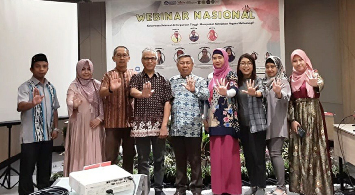 Prodi AP FISIP UNMUL Gelar Webinar Nasional | Universitas Mulawarman